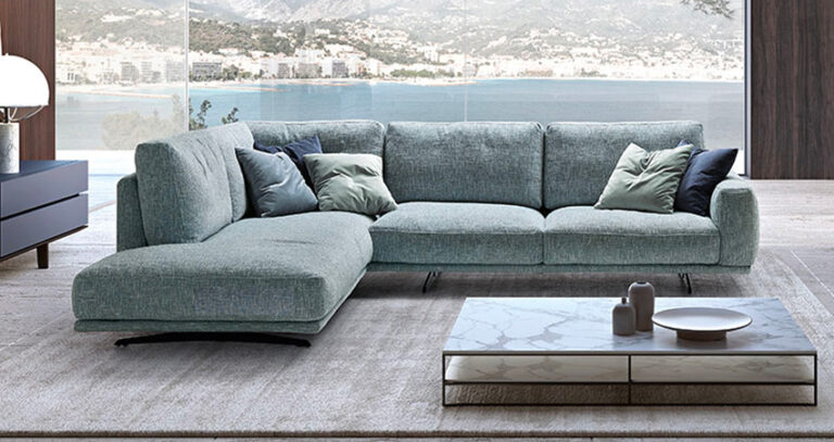 Divano con Chaise Longue - Mobili componibili dal design moderno